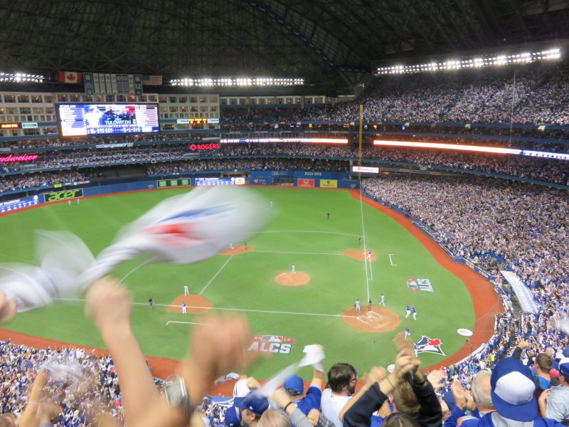 Mapping Major League Baseball’s stadiums by walkablity, transit access ...